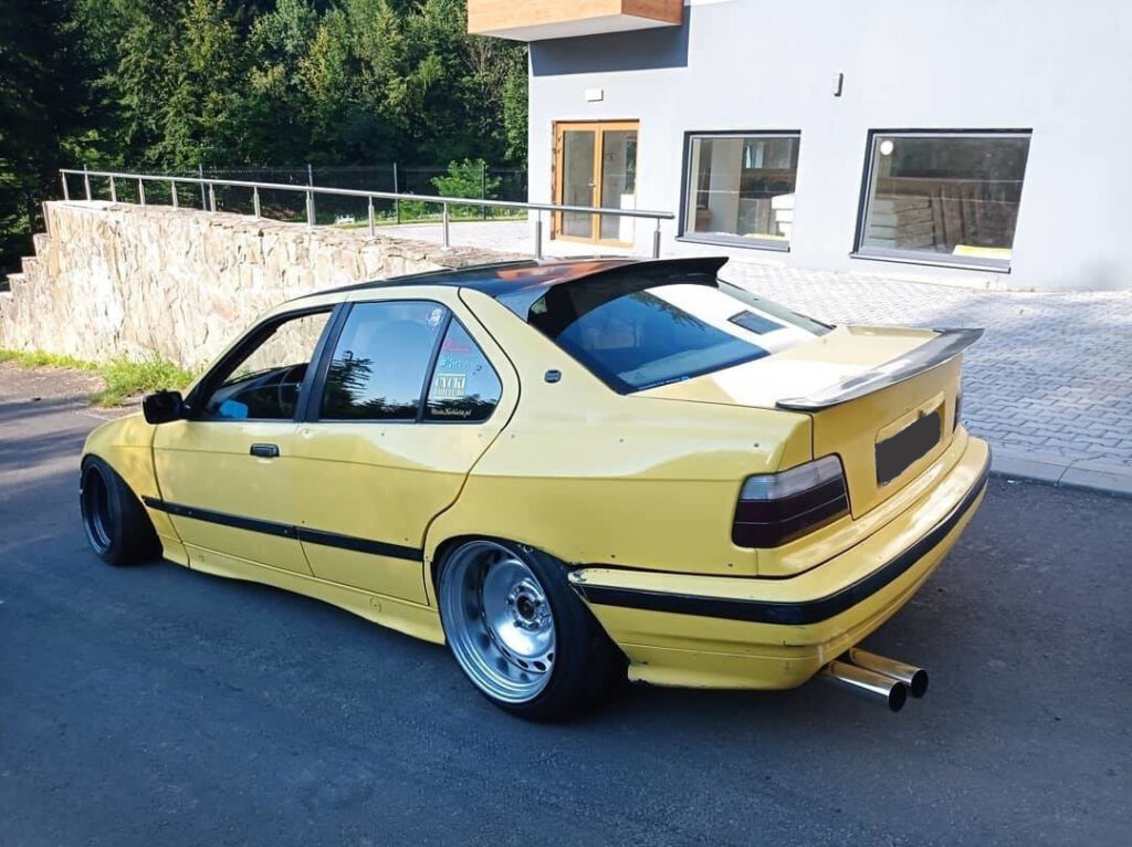 BMW E36 Sedan Roofwing Spoiler – Mway Workshop