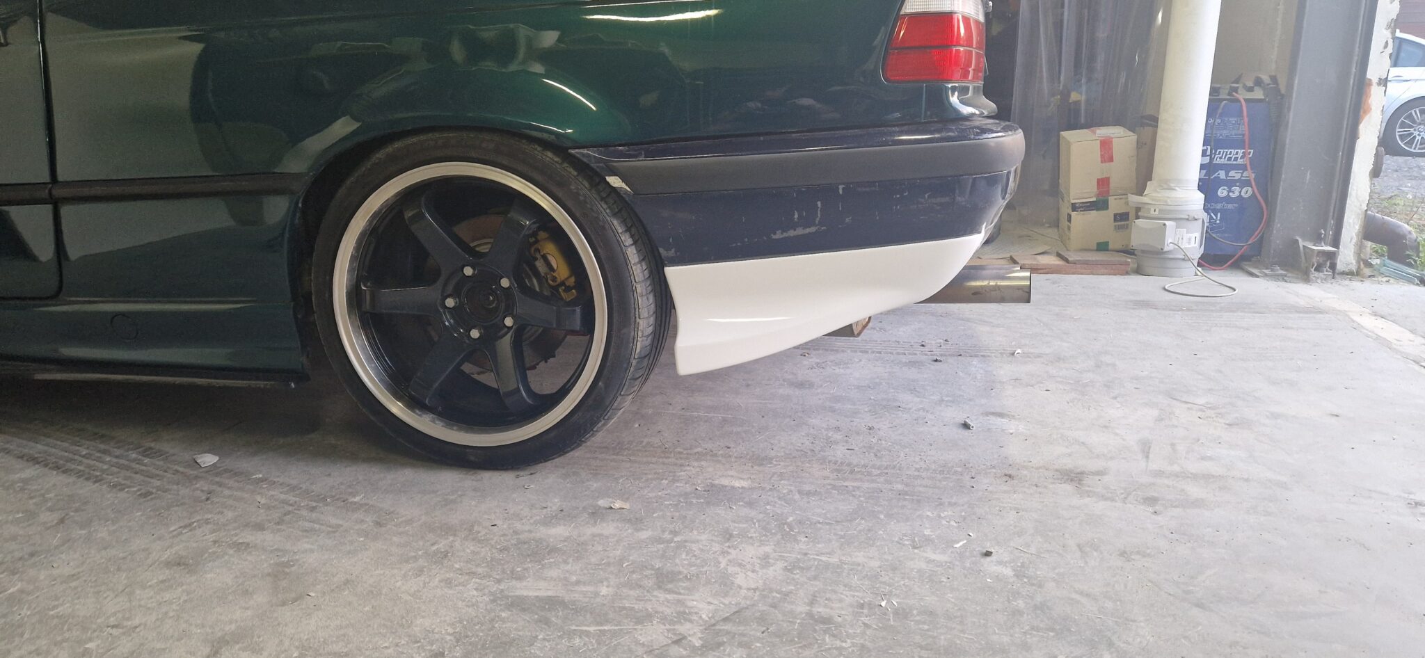 BMW E36 REAR NON MPAKIET BUMPER SPATS – Mway Workshop